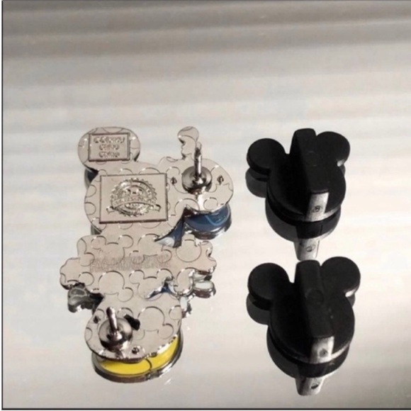 Disney | Accessories | Disney Pins Robot Mickey And Minnie Mouse | Poshmark